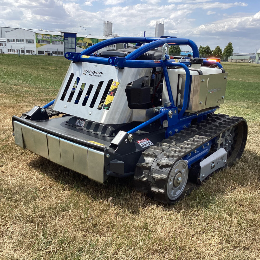 Iseki Barbieri ferngesteuerte Mähraupe X-ROT 70 Evo - schumann-technik.de